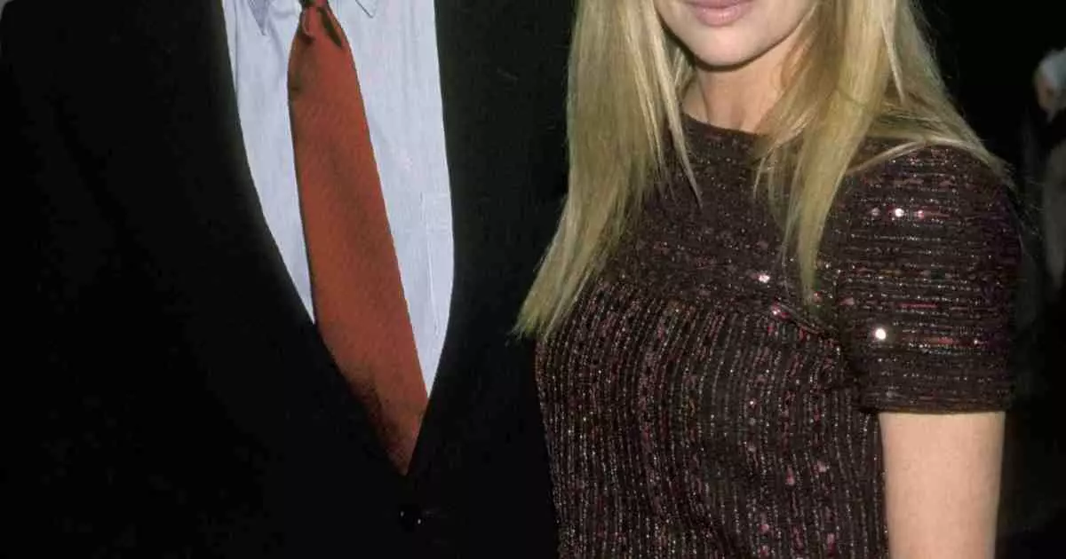 Alec Baldwin û Kim Basinger ji nû ve li hev dicivin ku ji keça xwe re bibin alîkar (RAPORT)