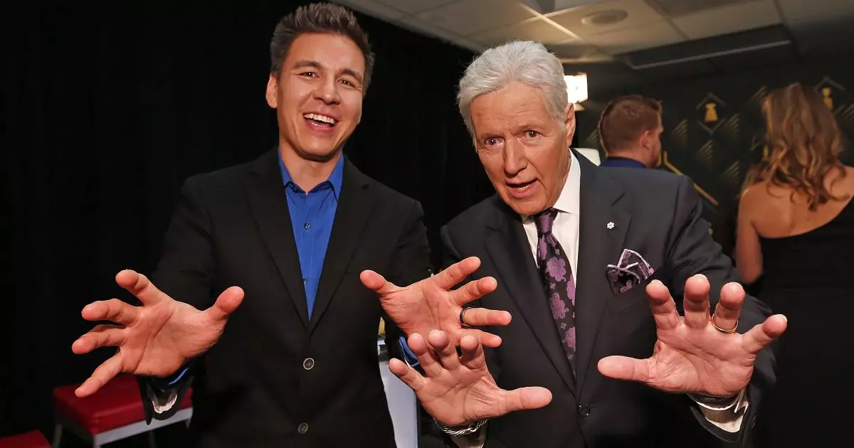 James Holzhauer 'Mutunta' Alex Trebek, ya ba da gudummawa ga Ciwon daji