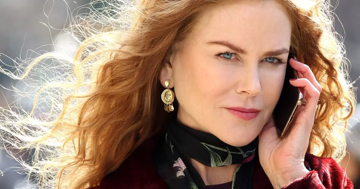 Nicole Kidman opäť rockuje klasické červené kučery na nakrúcaní nového projektu