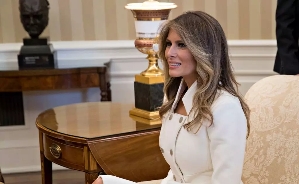 Helitaanka timaha Melania Trump aad ayey uga sahlan tahay sidaad u malayn lahayd