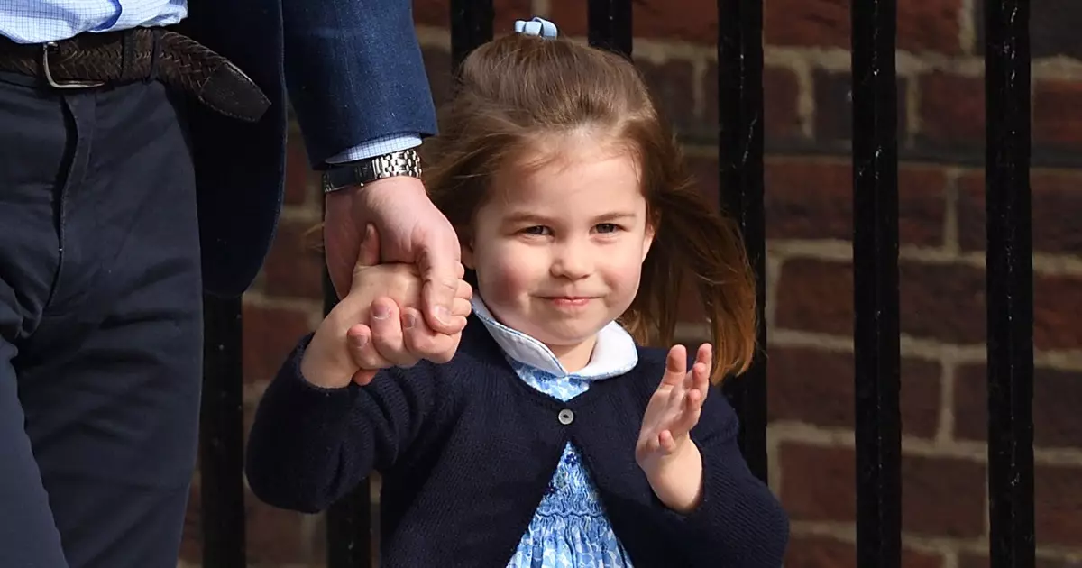 Princess Charlotte dị ka Princess Diana na foto ọhụrụ