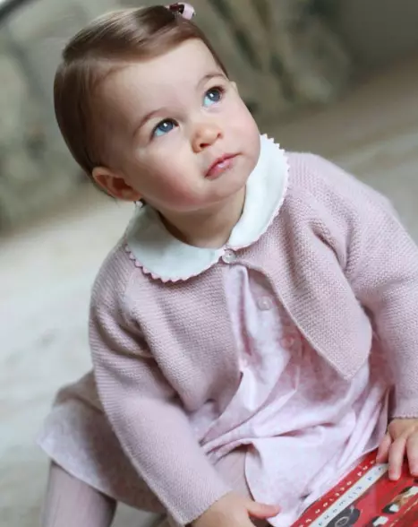 prinses-charlotte-verjaardag-3