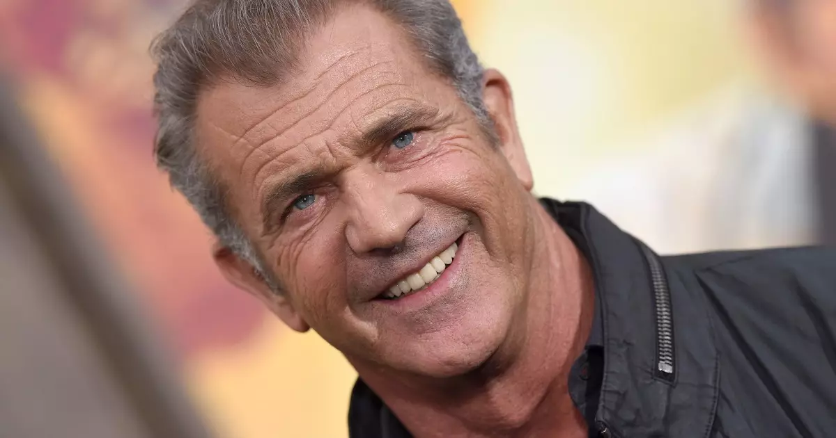Mel Gibson na Magtatanghal sa 2016 Golden Globes! - Mas Malapit Lingguhan
