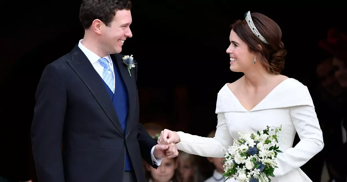 Das Hochzeitskleid und die Tiara von Prinzessin Eugenie werden ausgestellt