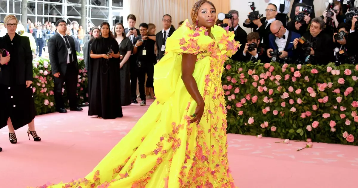 2019 Met Gala: Serena Williams rammer den røde løber med Alexis Ohanian