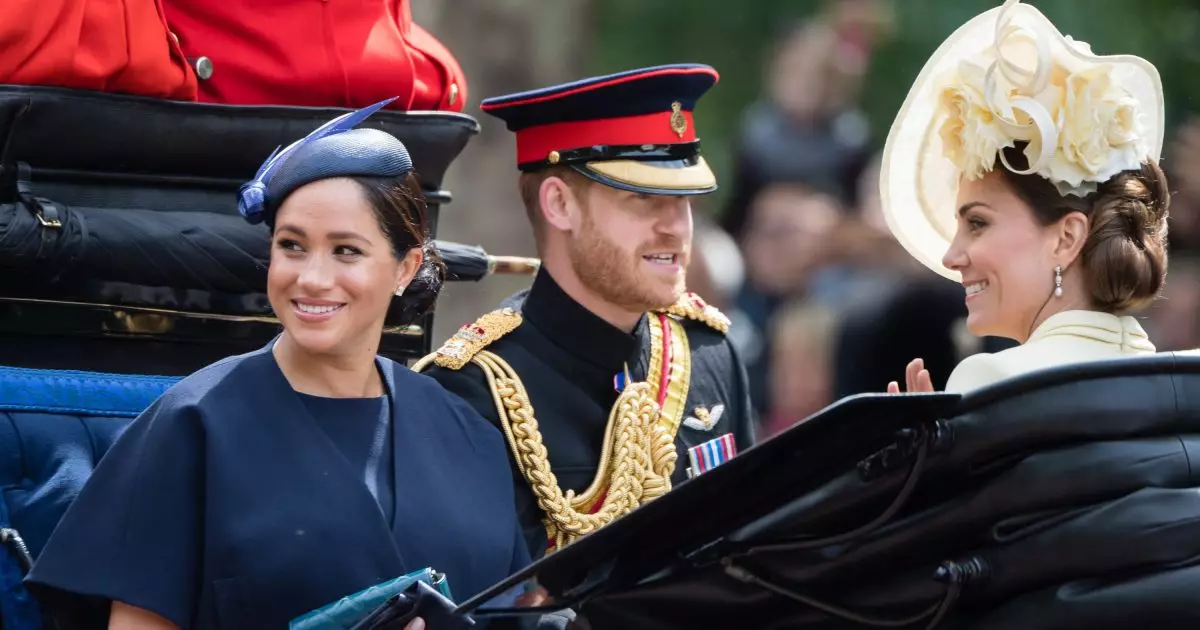 Meghan Markle en Kate Middleton diele rit by Trooping the Color