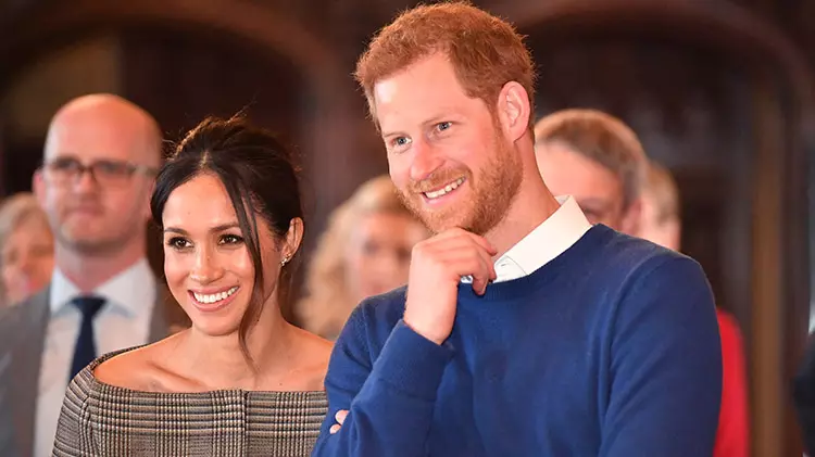 Svadbena torta princa Harija i Meghan Markl: Detalji o ukusnoj poslastici!