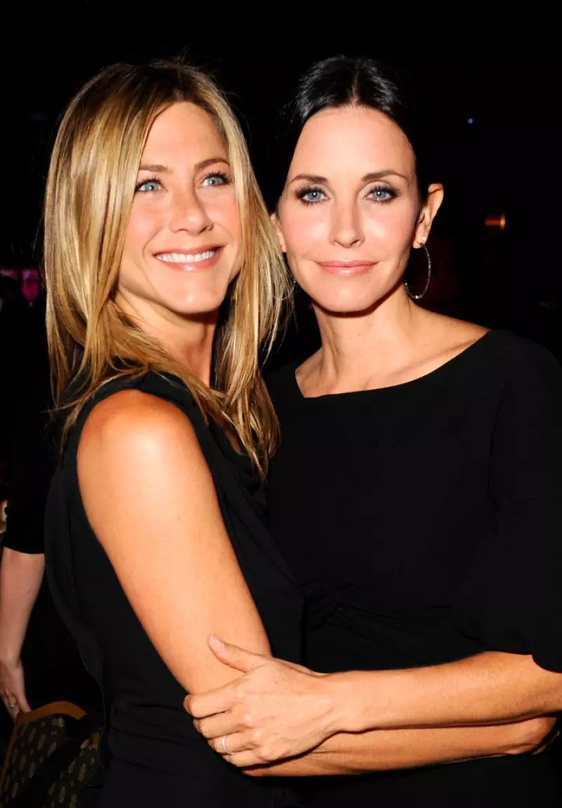 jennifer-aniston-Courteney-cox