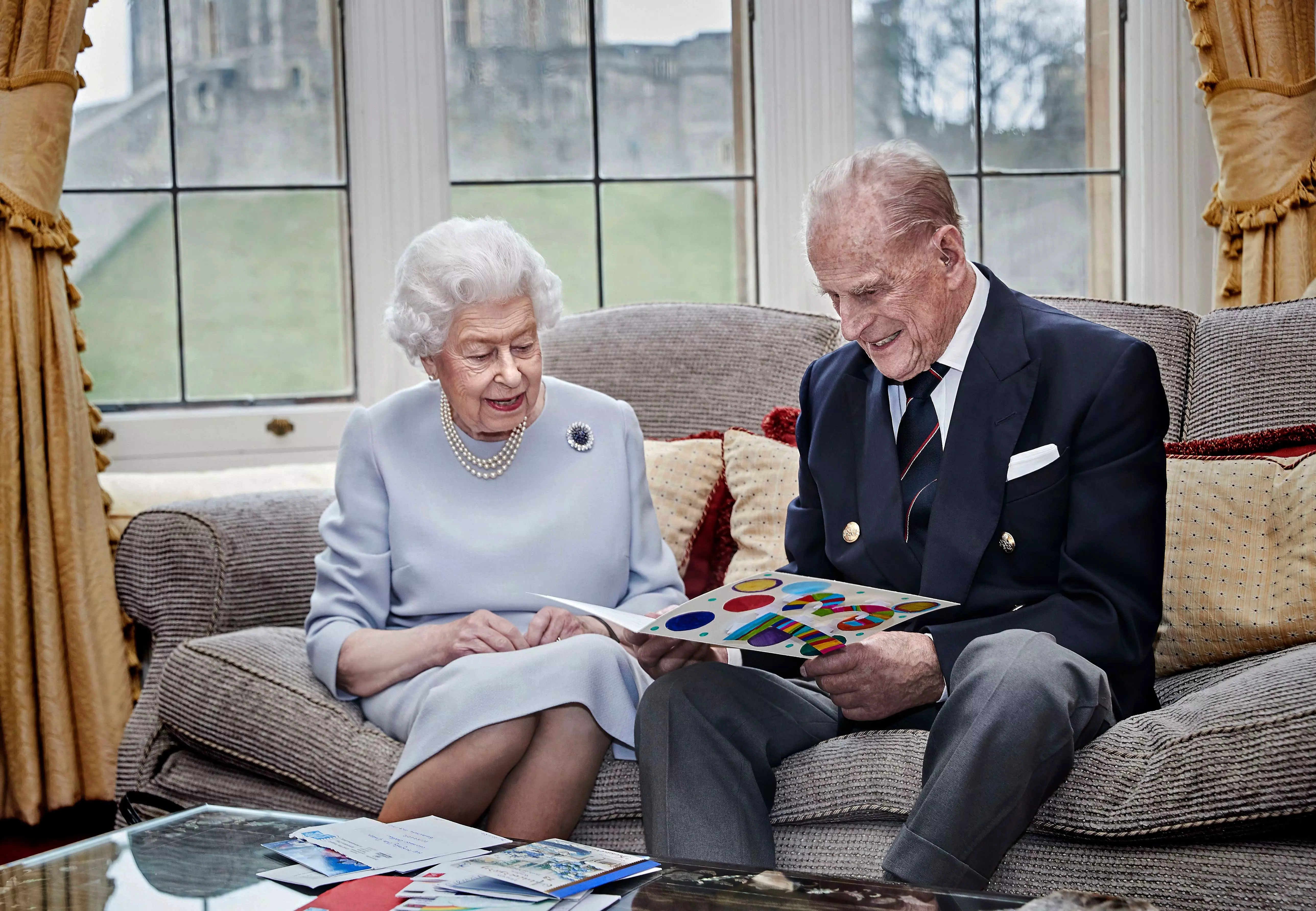 Queen-Elizabeth-and-Prince-Philips-73주년 기념 사진