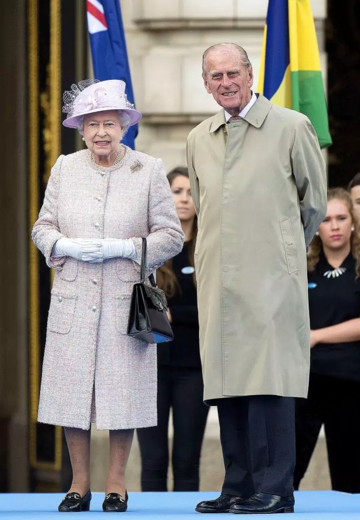 伊麗莎白女王和菲利普斯王子 73 週年紀念日照片