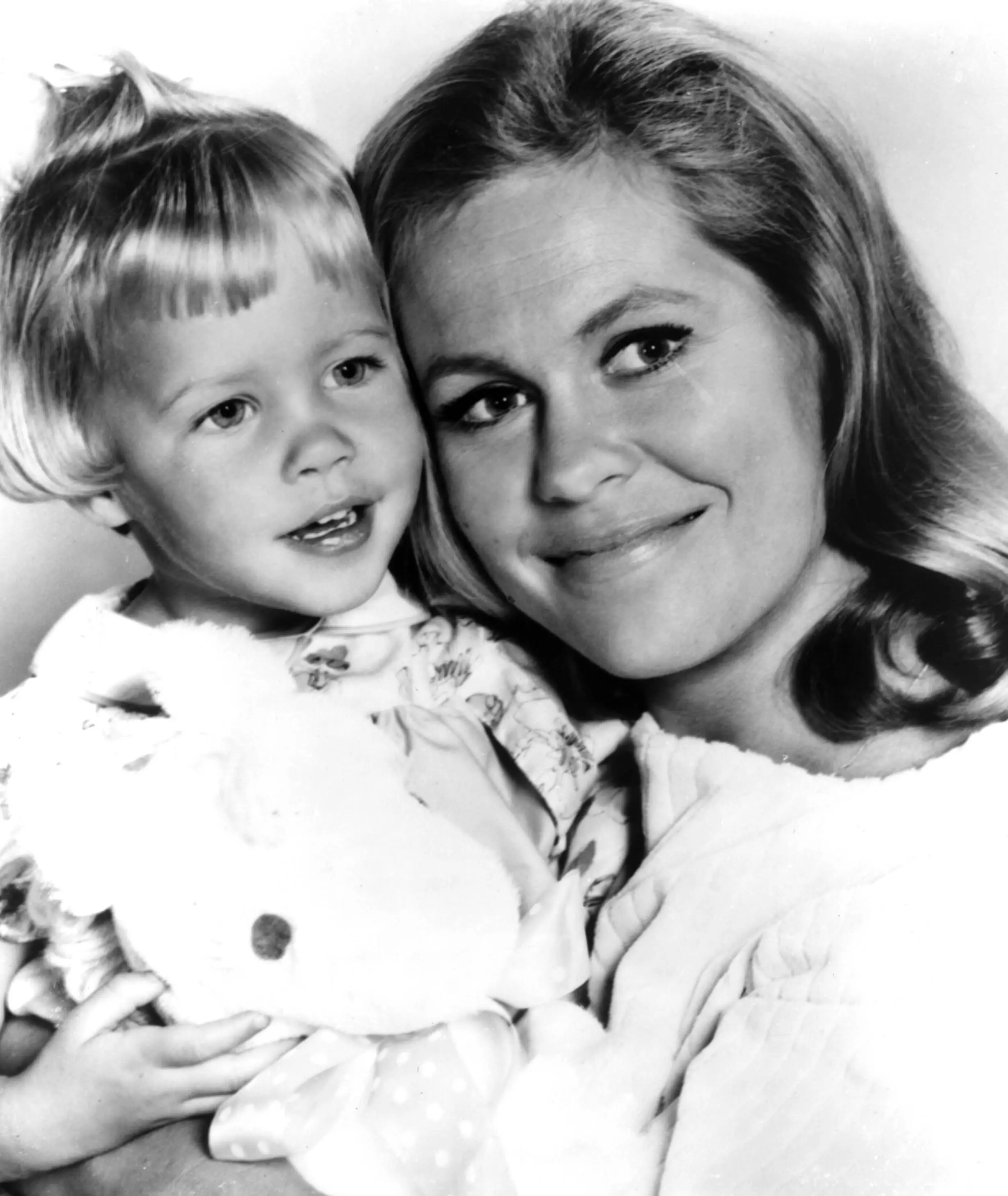 erin-murphy-bewitched-1