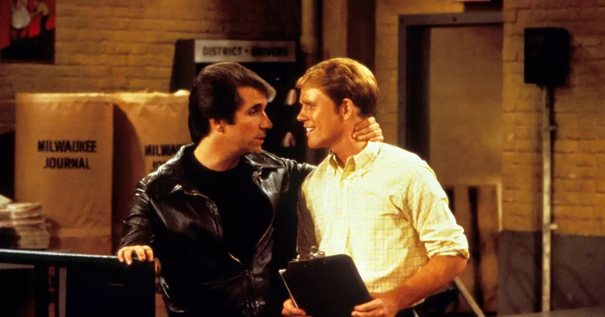 Henry Winkler Reaksiyona Ron Howard ya li Fonz bi bîr tîne