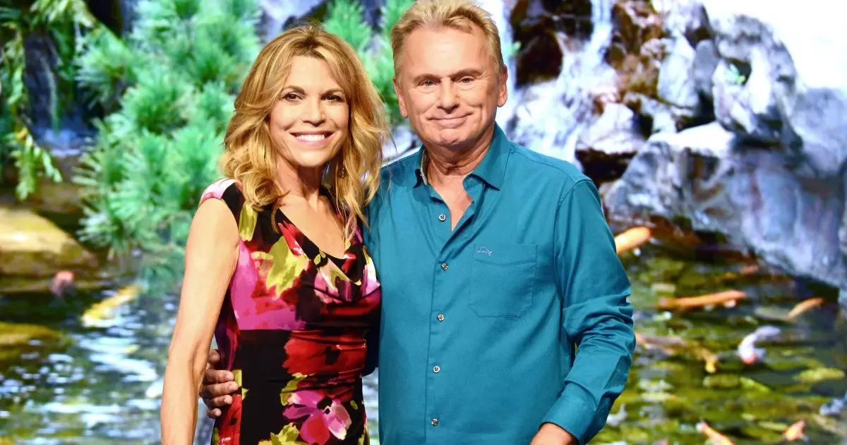 Vanna White sýnir að hún hefur engin áform um að hætta störfum í 'Wheel Of Fortune' (EXCLUSIVE)