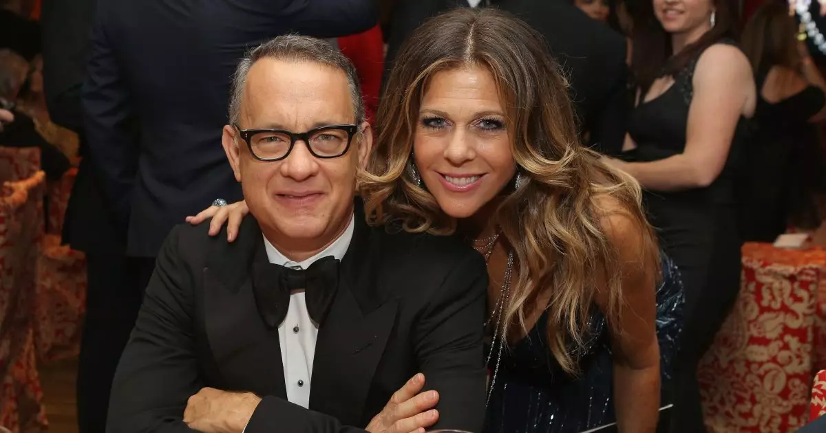 Tom Hanks thiab Rita Wilson's Relationship Timeline