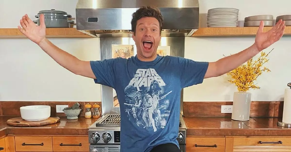 Ryan Seacrest የእሱን 'የእንጆሪ አትክልት' የድህረ ጤና ስጋትን ያሳያል