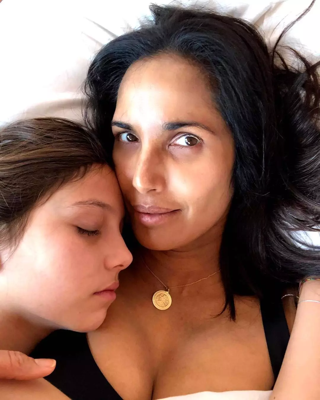 padma-lakshmi-and-daughter-krishnas-ամենագեղեցիկ-լուսանկարները-միասին