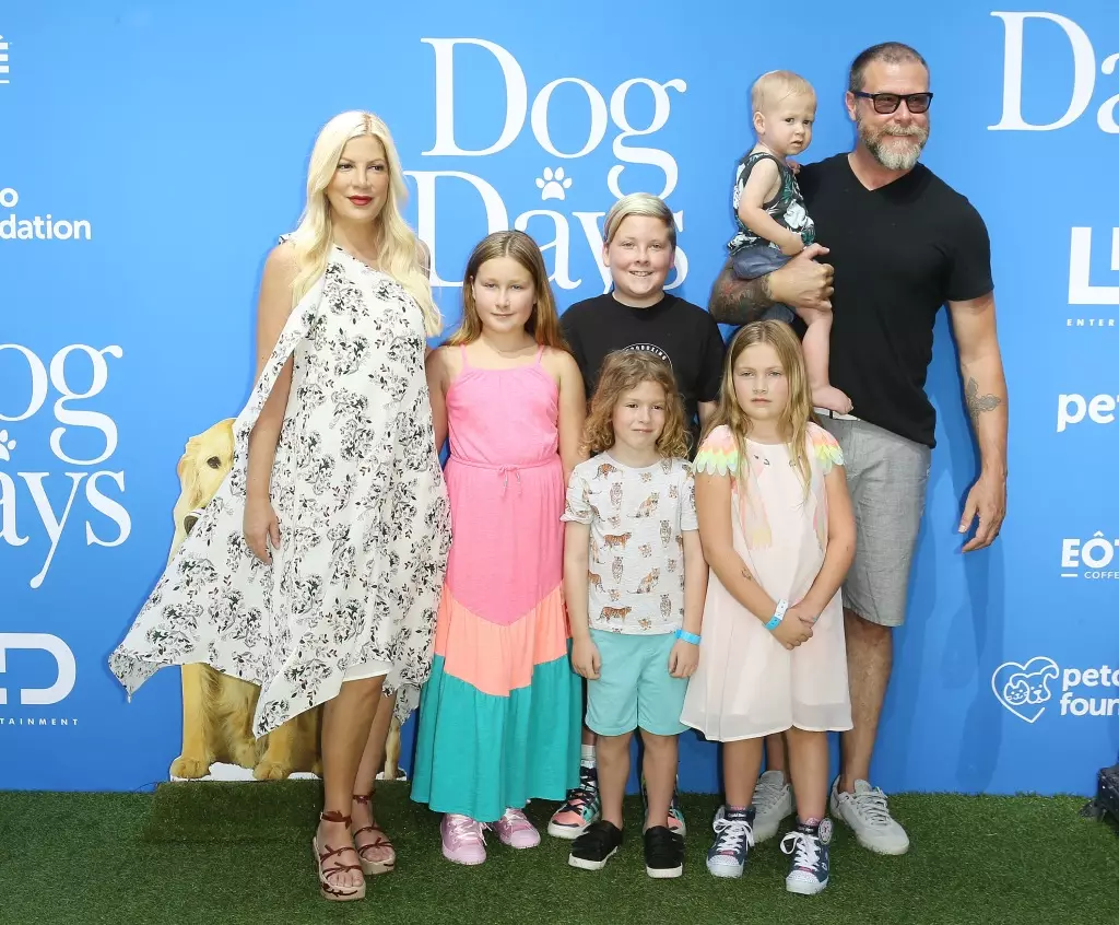 tori-spelling-kids