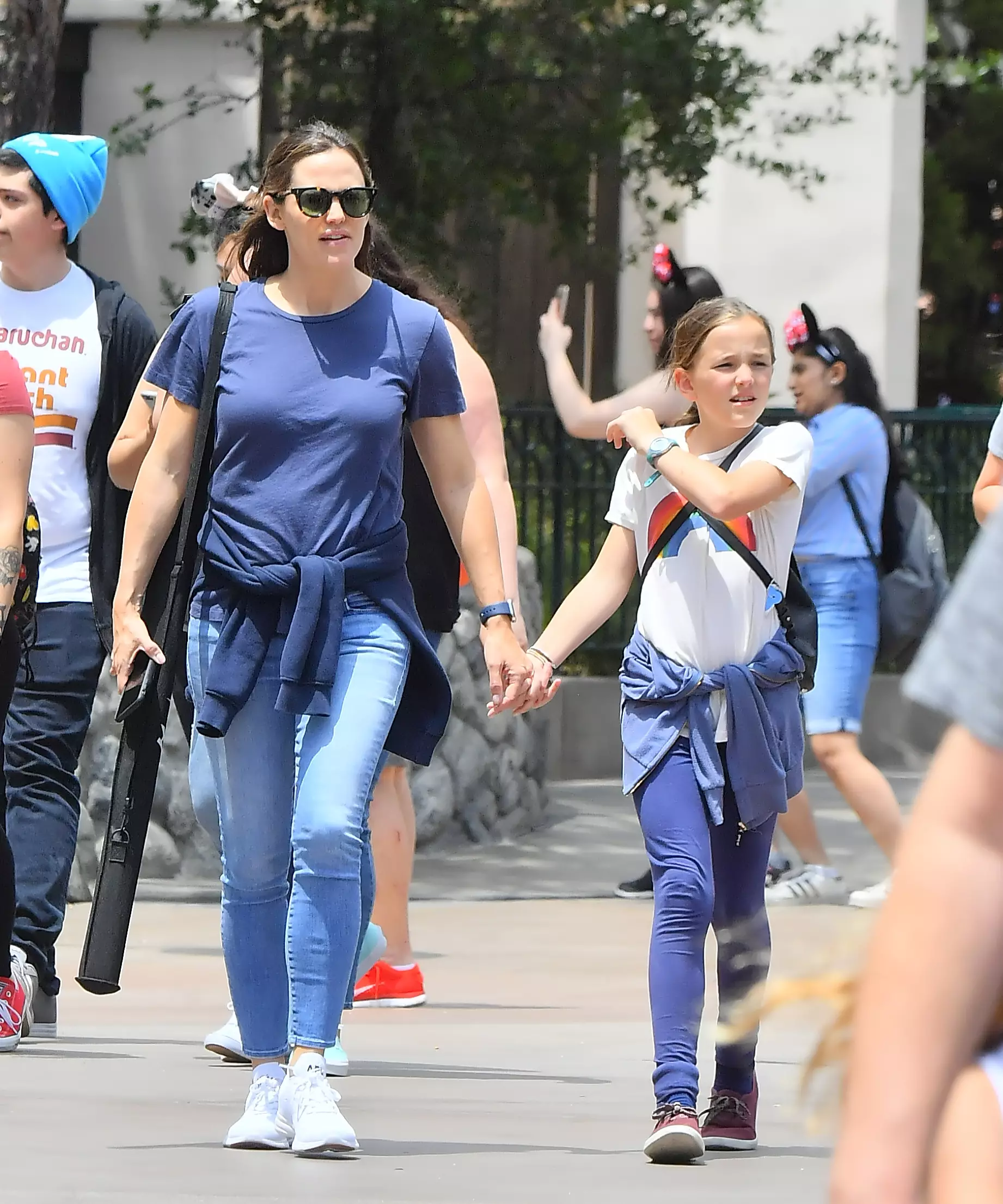 Jennifer Garner Disneyland