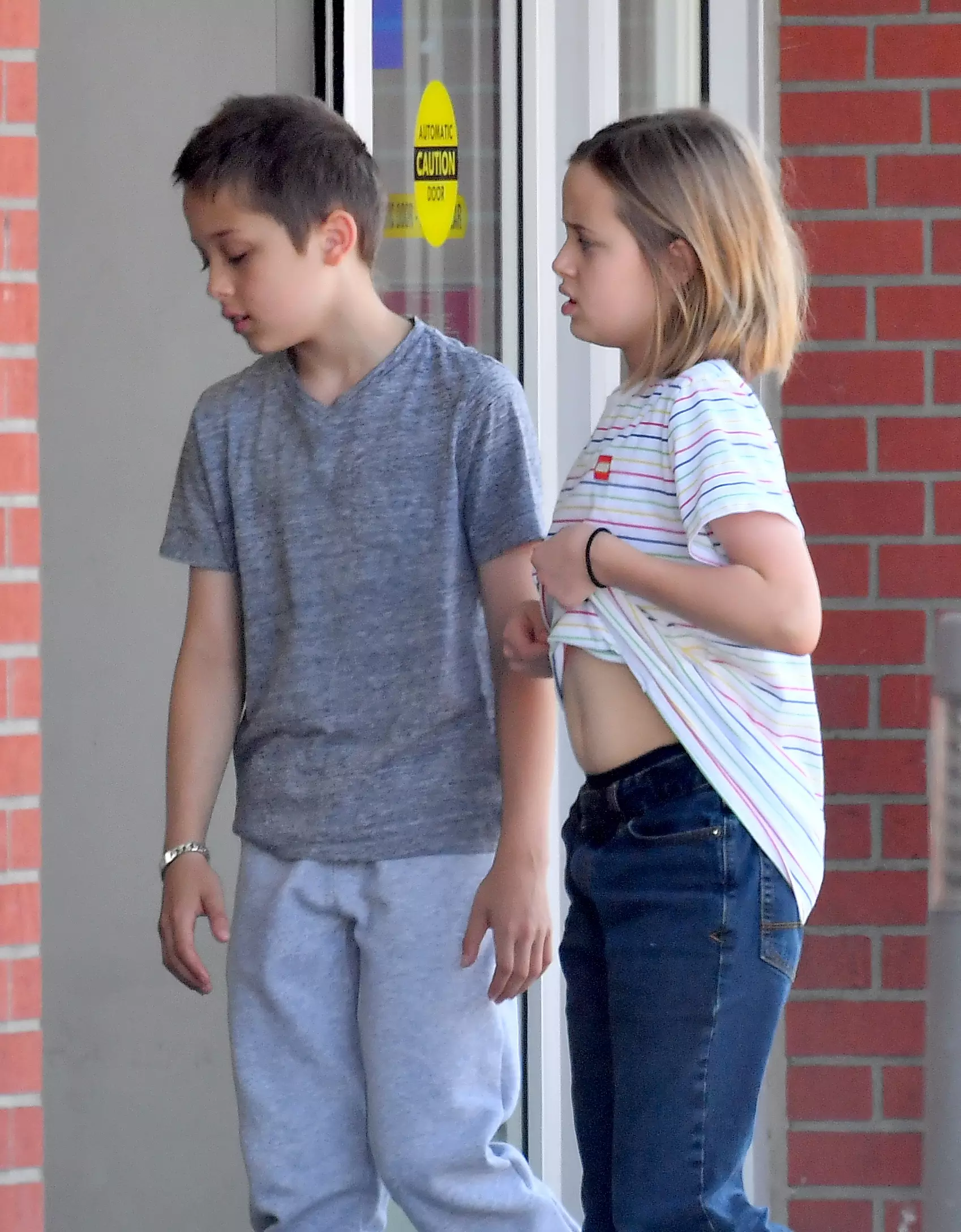 Vivienne a Knox Jolie-Pitt