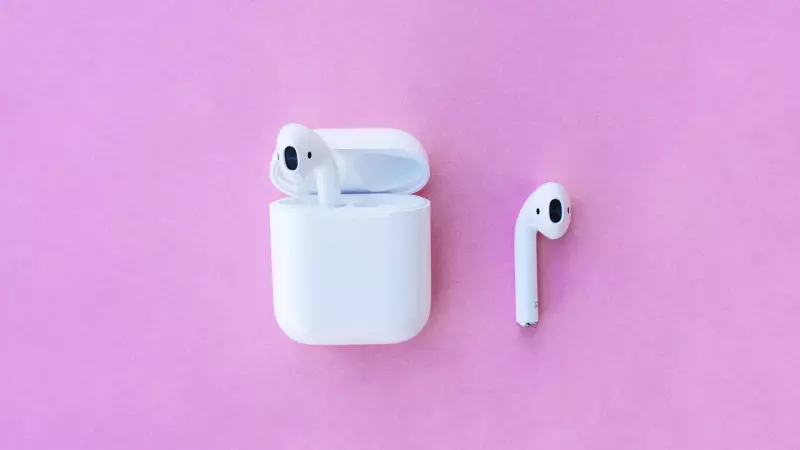 Vezeték nélküli fejhallgató ajánlat – Apple AirPods a valaha volt legalacsonyabb áron