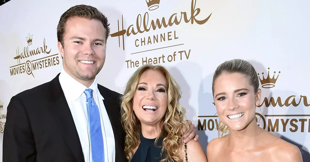 Kathie Lee Gifford Kids: Trefft Duechter Cassidy a Jong Cody