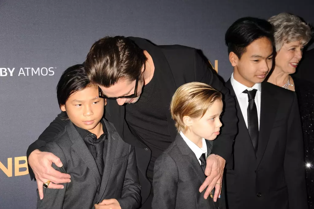 Bradas Pittas, vaikai