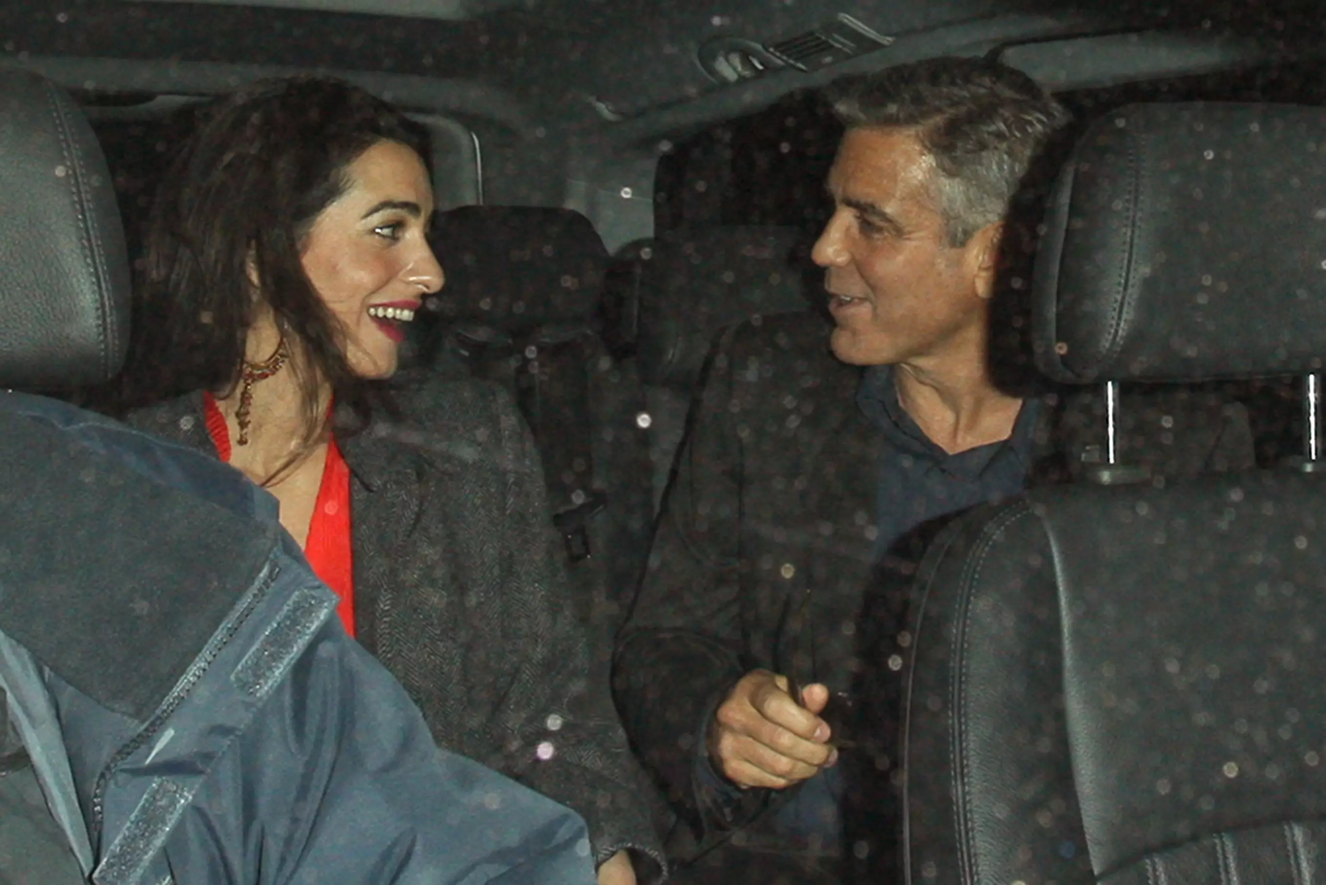 george-clooney-en-vrou-amal-clooney-foto's-van-egpaar-toe-en-nou