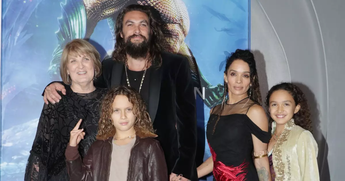 Jeyson Momoa Liza Bonet bilan bolalar: Lola va Nakoa-Volf bilan tanishing