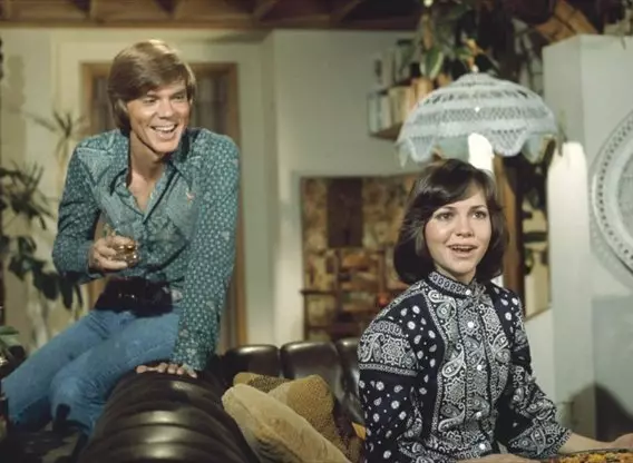 1970-ականներ-tv-the-girl-with-something-extra