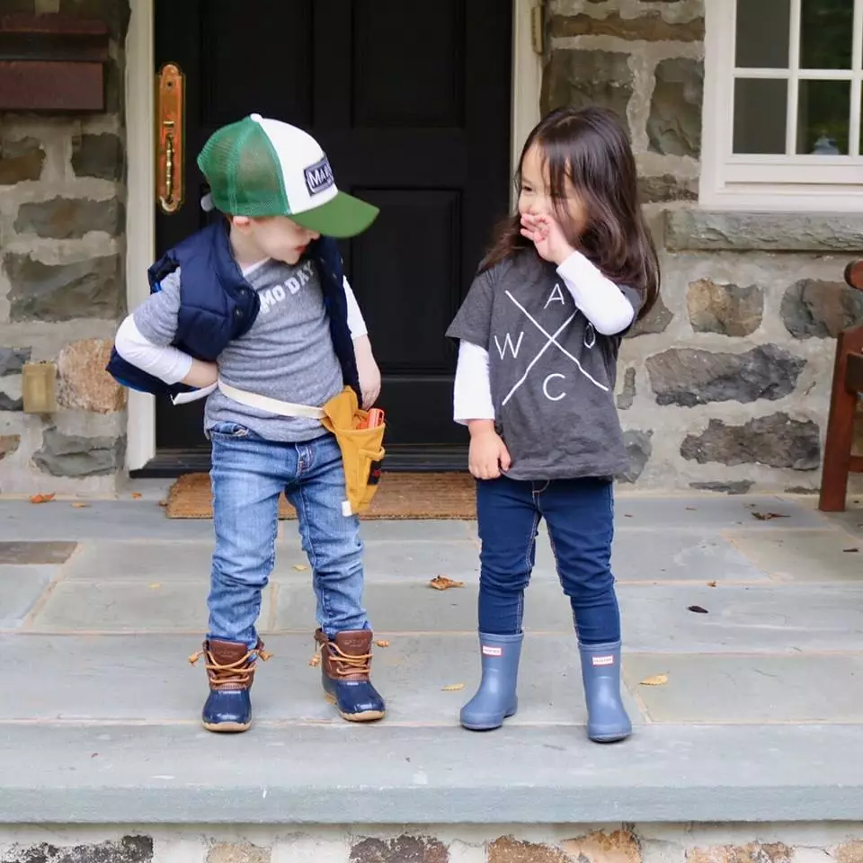 Timoun-Chip-Gaines-Joanna-Gaines-Halloween-Costume4