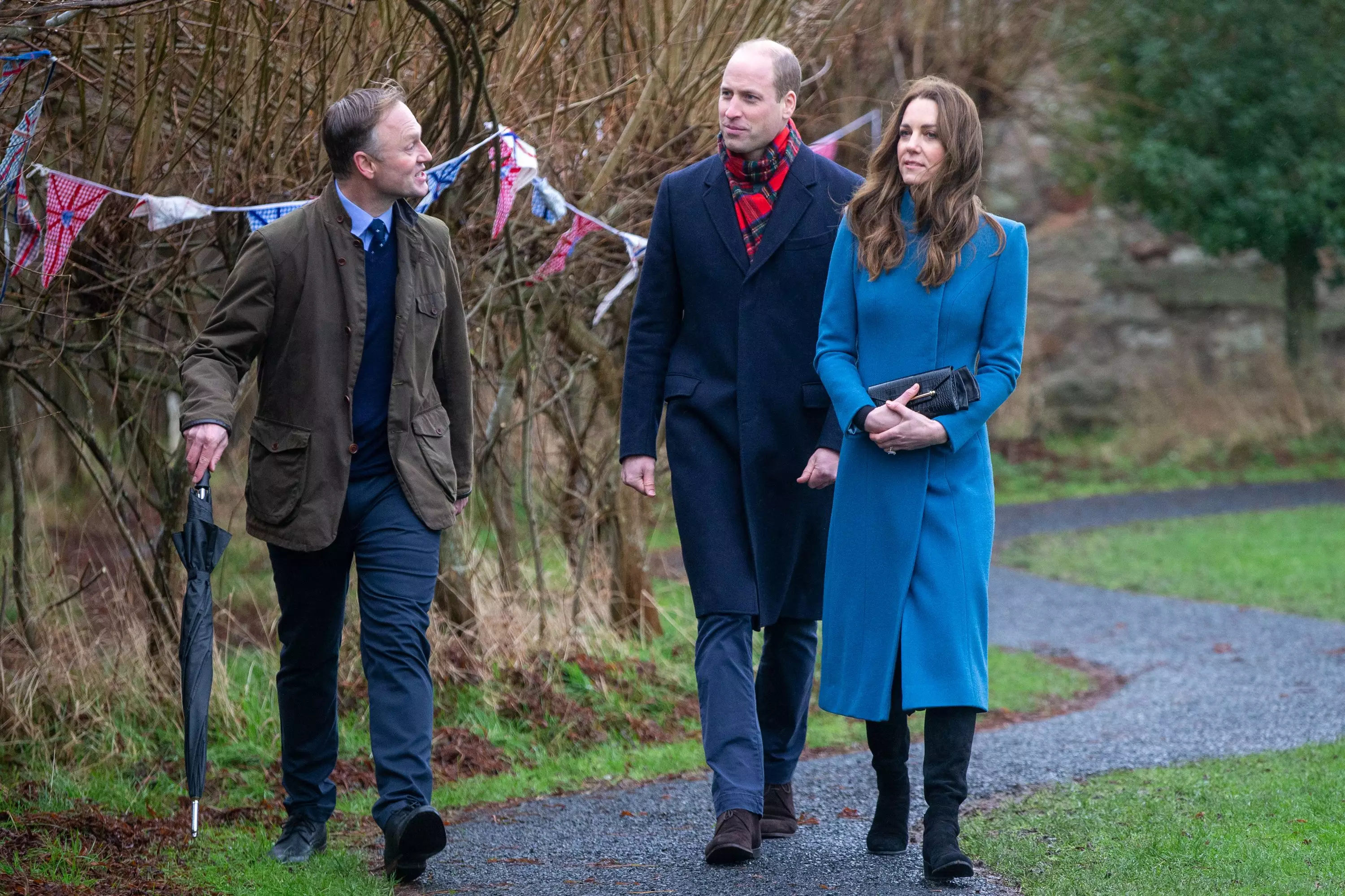 prince-william-et-kate-middletons-photos-de-la-tournee-en-train-britannique