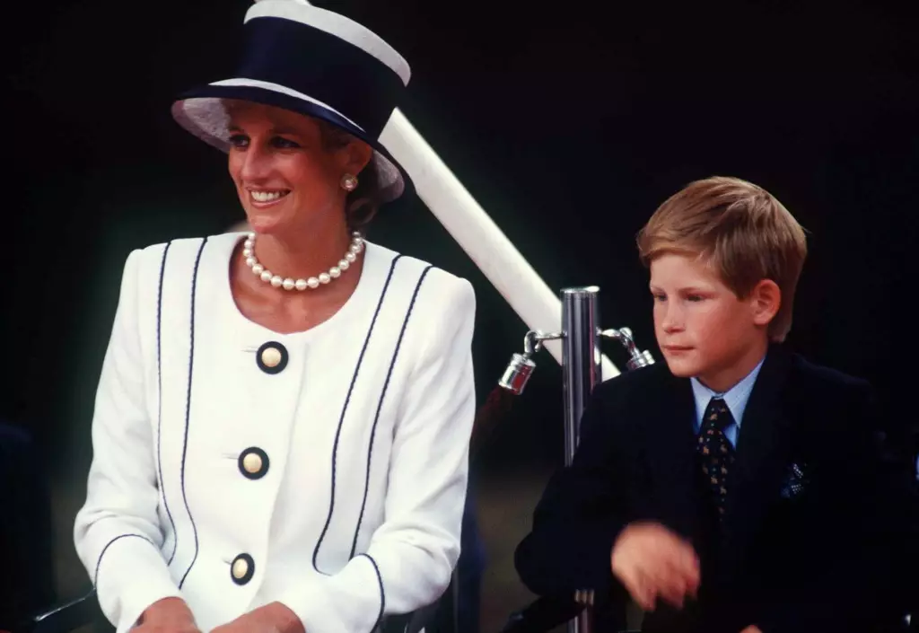 Le prince Harry et la princesse Diana
