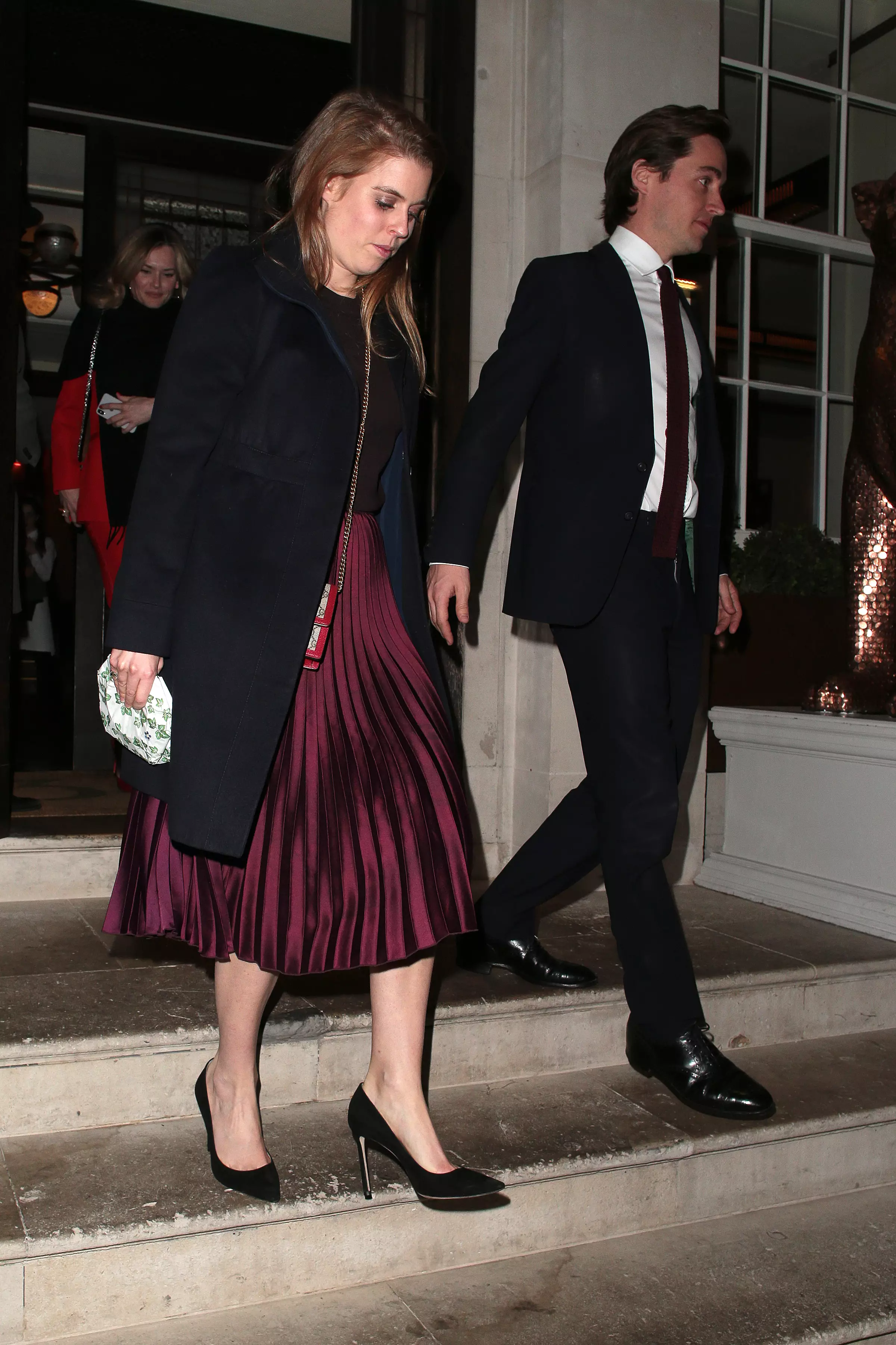 Prinses Beatrice fan York (L) en Edoardo Mapelli Mozzi sjoen op in nacht út yn 34 restaurant