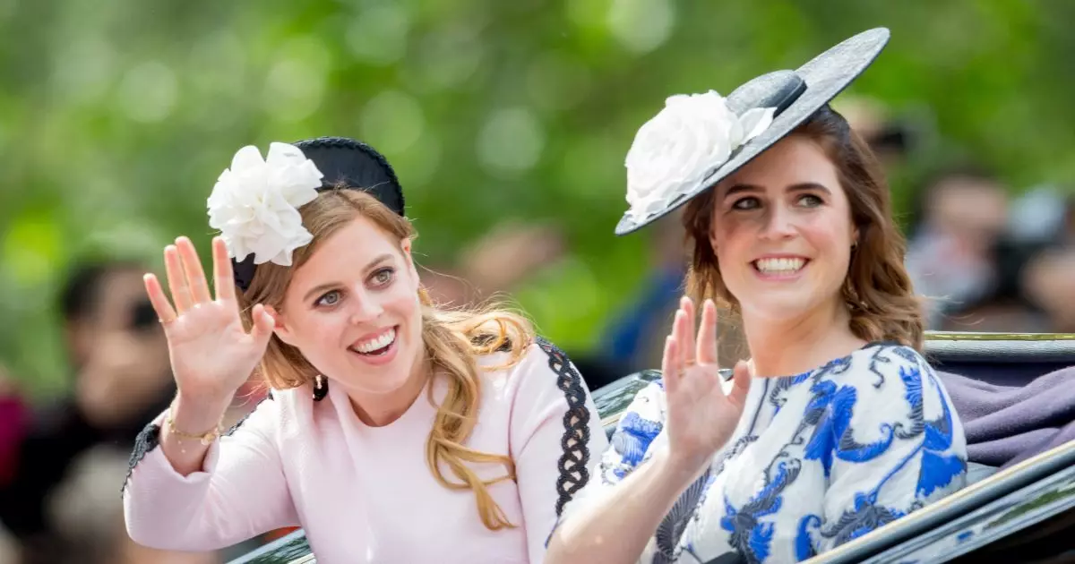 Prinsessan Eugenie gratulerar prinsessan Beatrice till förlovningen