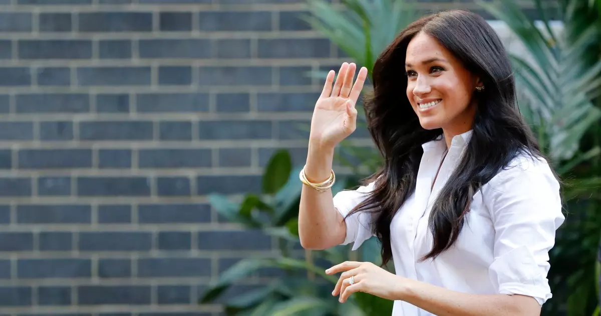 Meghan Markle razkriva dobrodelno modno linijo v Londonu: fotografije