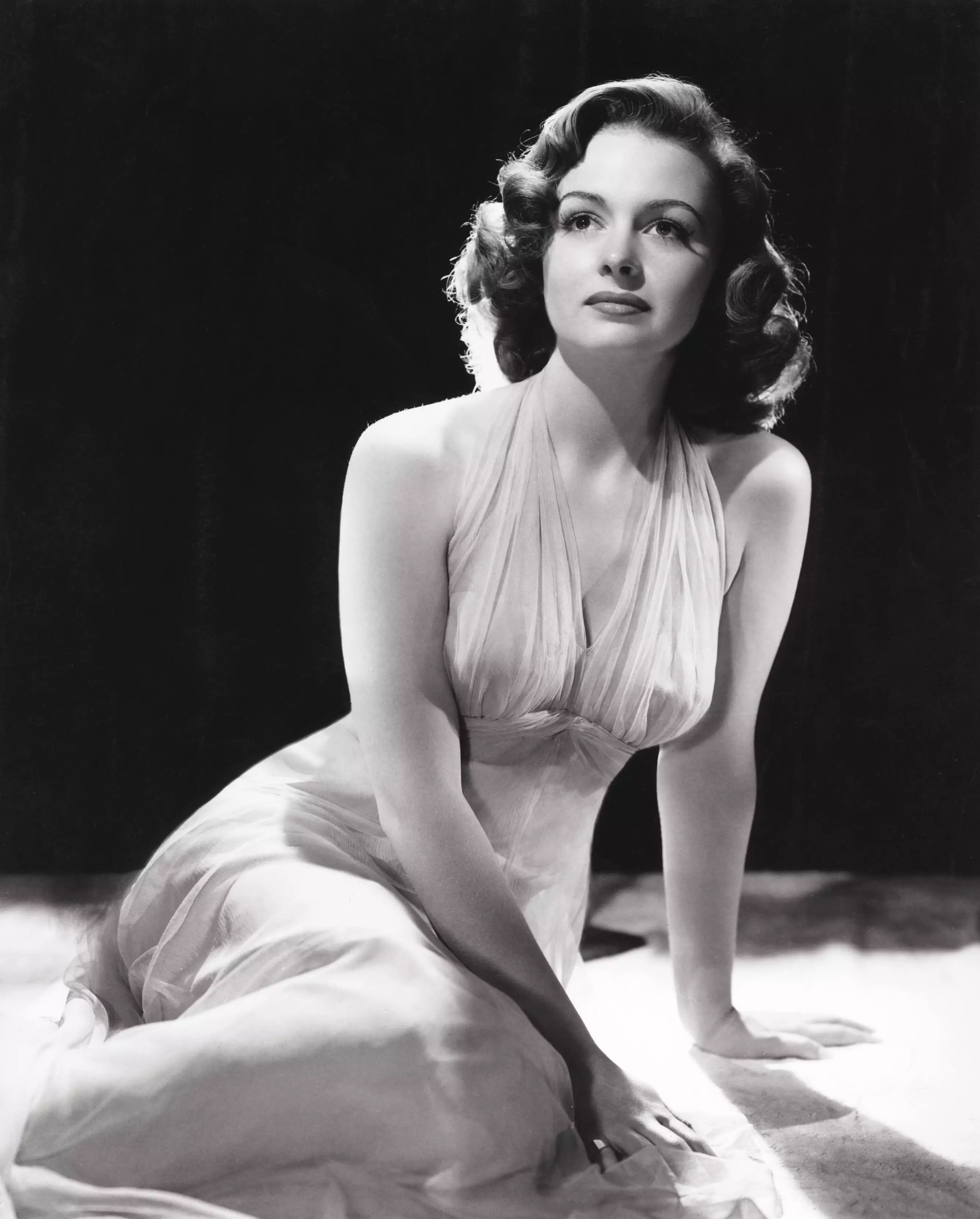 donna-reed-pinup