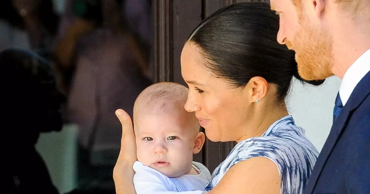 O Meghan ma le Alo o Harry Archie 'Fesoasoani' ma le tuafafine laitiiti o Lili