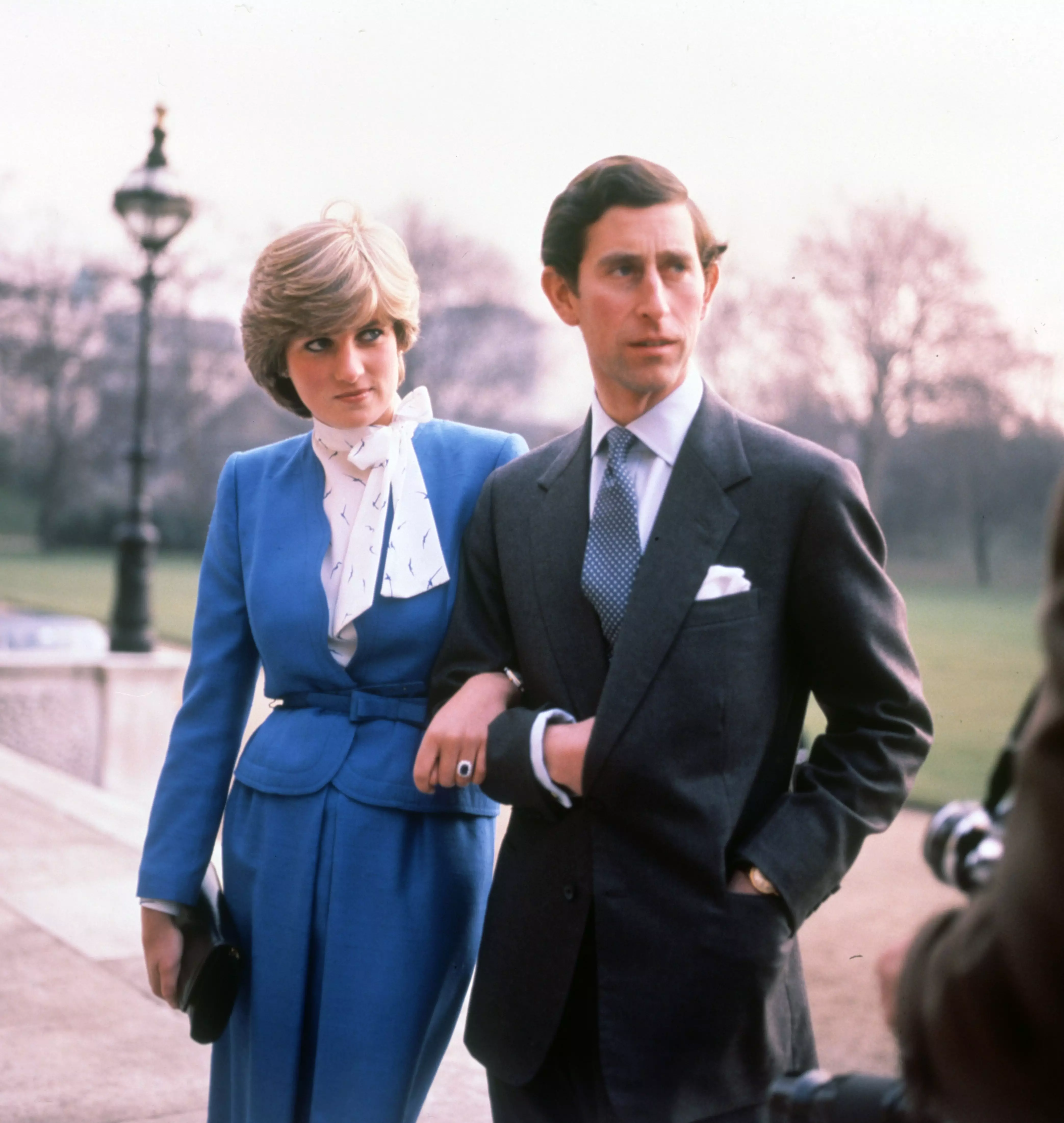 princess-diana-prince-charles-relationship-timeline (1)