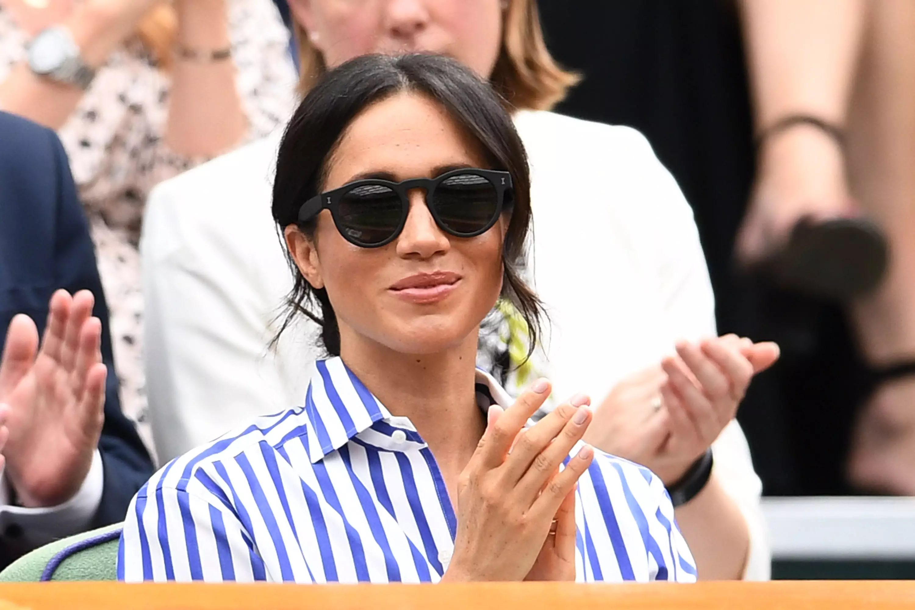 meghan markle hands