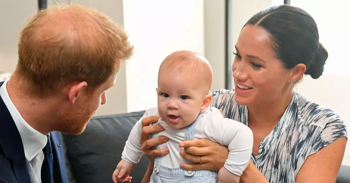 Archie, filho do príncipe Harry e Meghan Markle, é 'realmente brilhante'