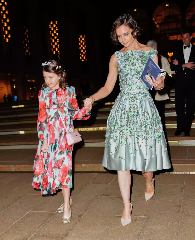 Crucero Katie Holmes Suri