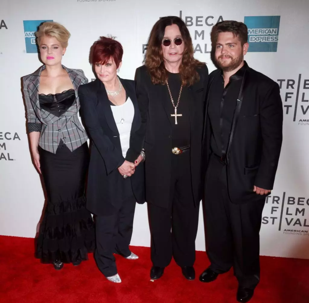 kelly-osbourne-atualizações-pai-ozzy-saúde