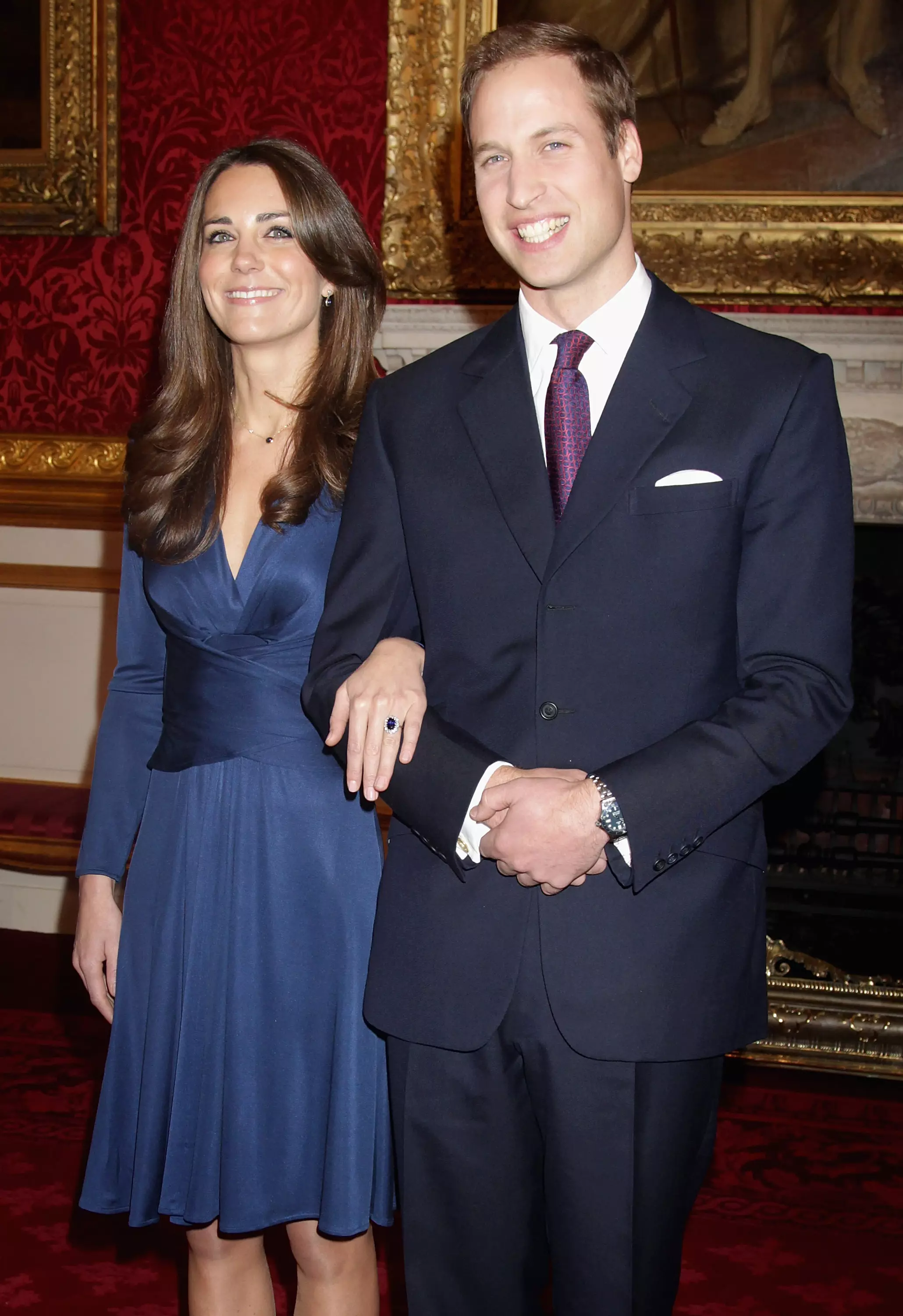 Clarence House annonce les fiançailles du prince William avec Kate Middleton