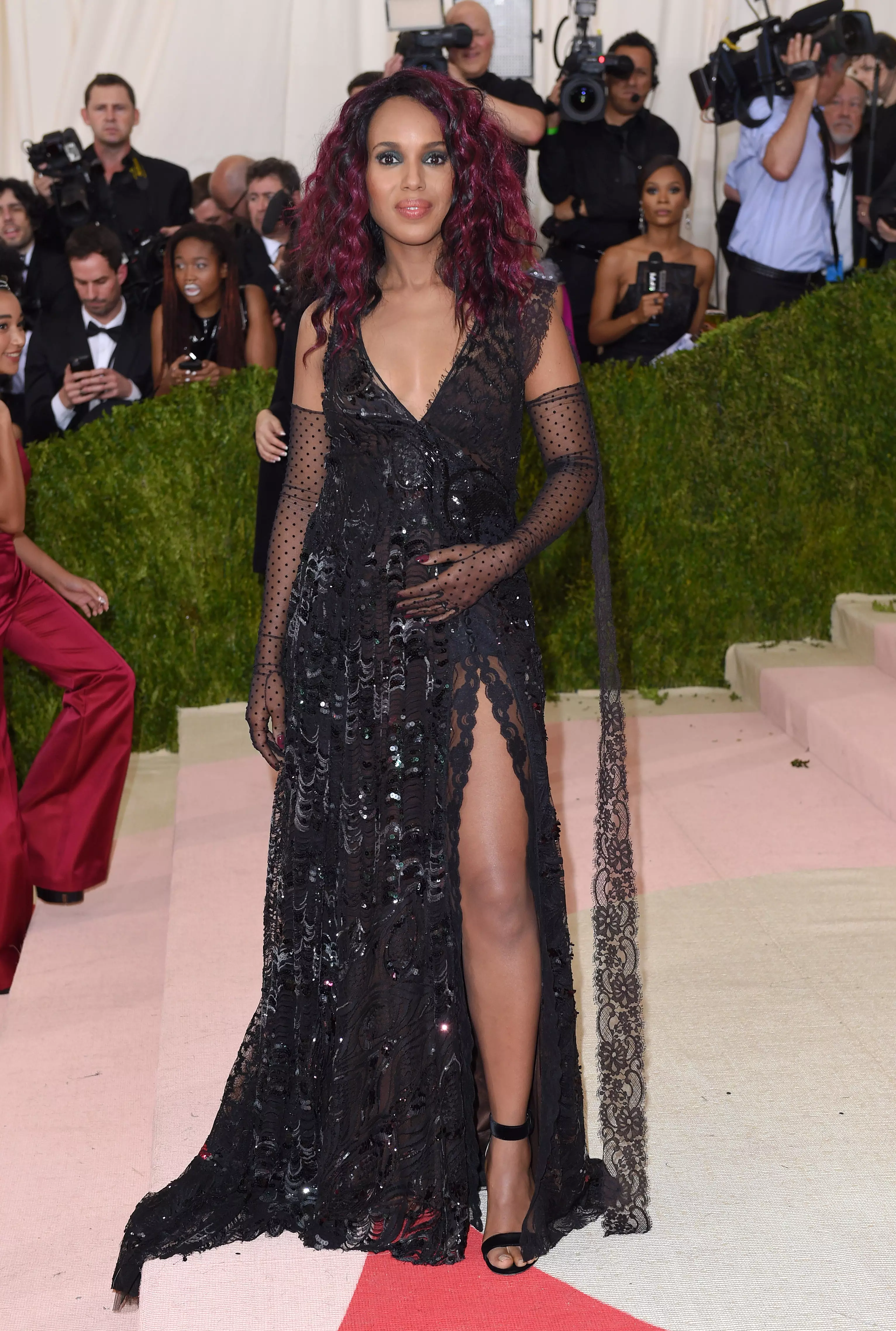 Kerry Washington se účastní tee 2016 Met Gala