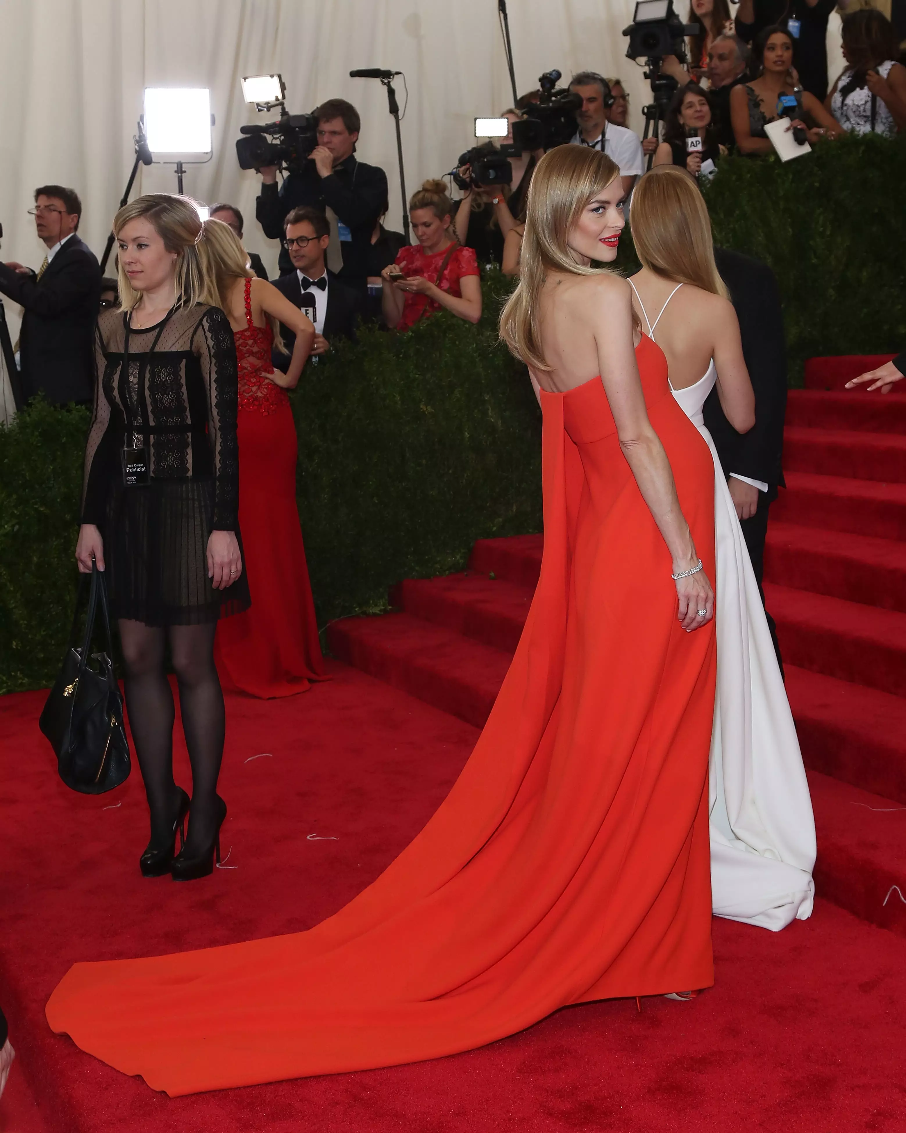 Jaime King 2016 Met Gala gatnaşýar