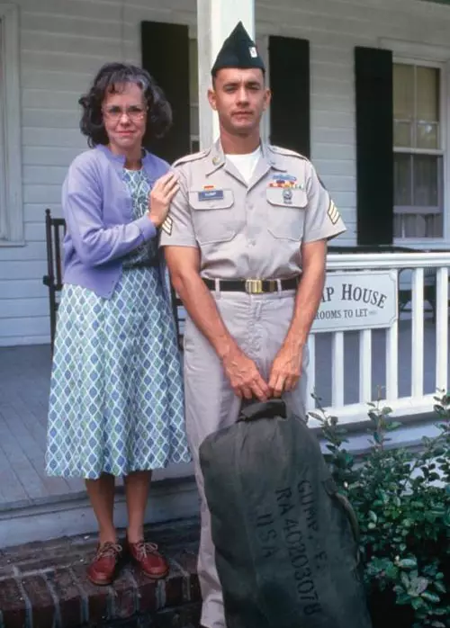 sally-field-tom-hanks