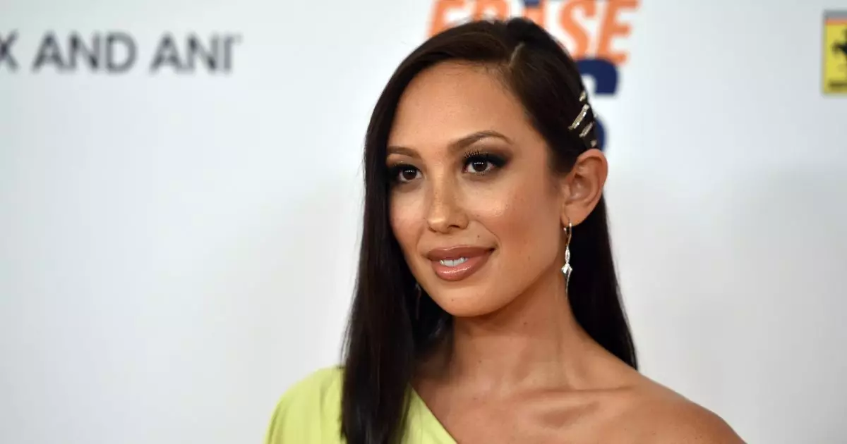 Cheryl Burke vihjaa DWTS:n kauden 28 kumppanin henkilöllisyyteen