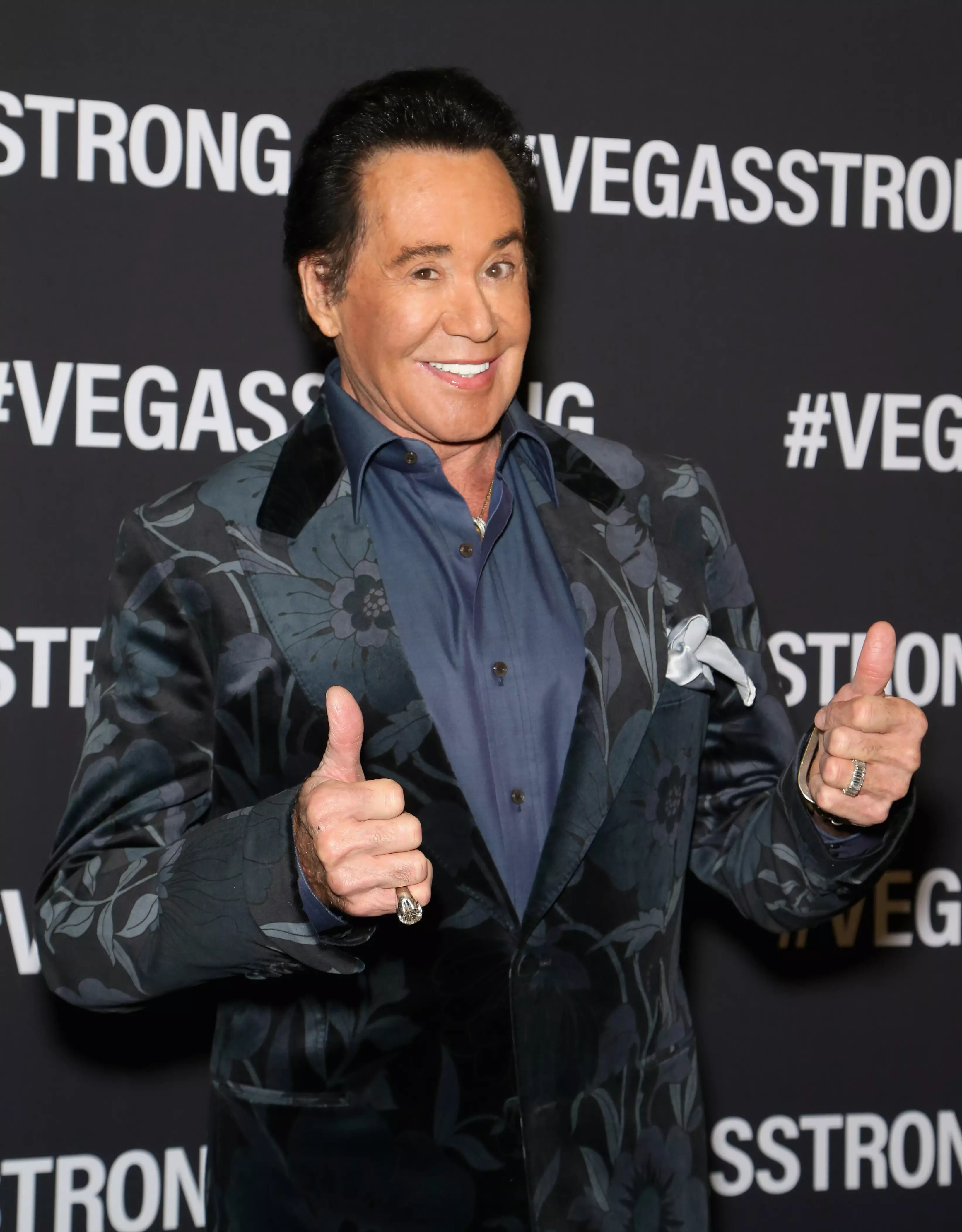 wayne newton