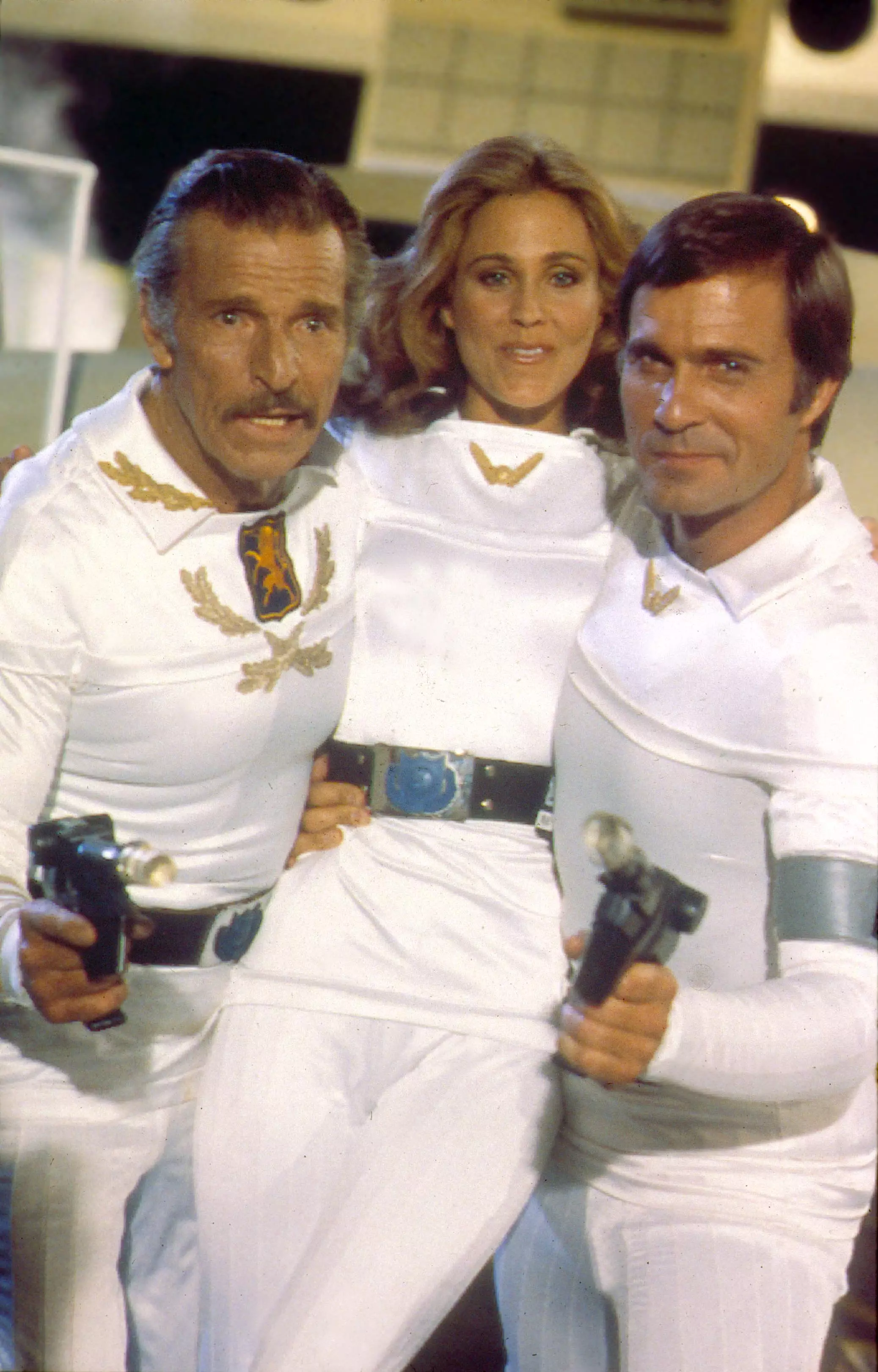 erin-agba ntụ-buck-rogers-2