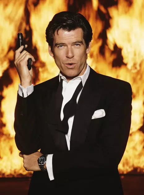 pierce-brosnan-james-bond-kopy